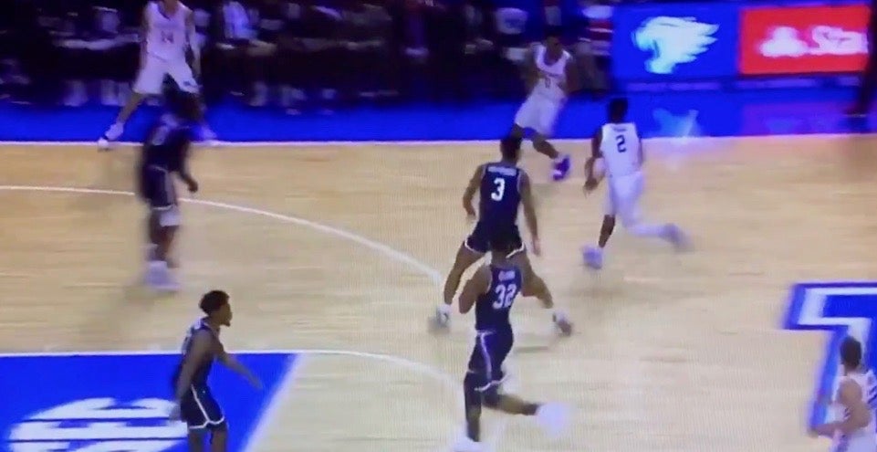 Quade Green nails three after great ball-movement