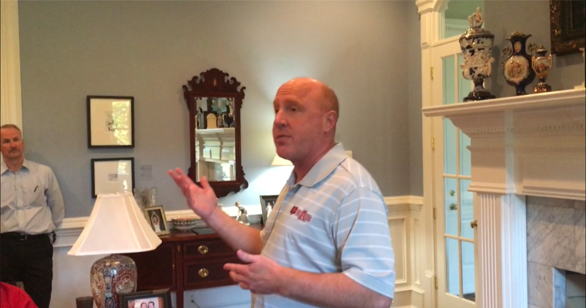 Brian Boyer Coaches Caravan