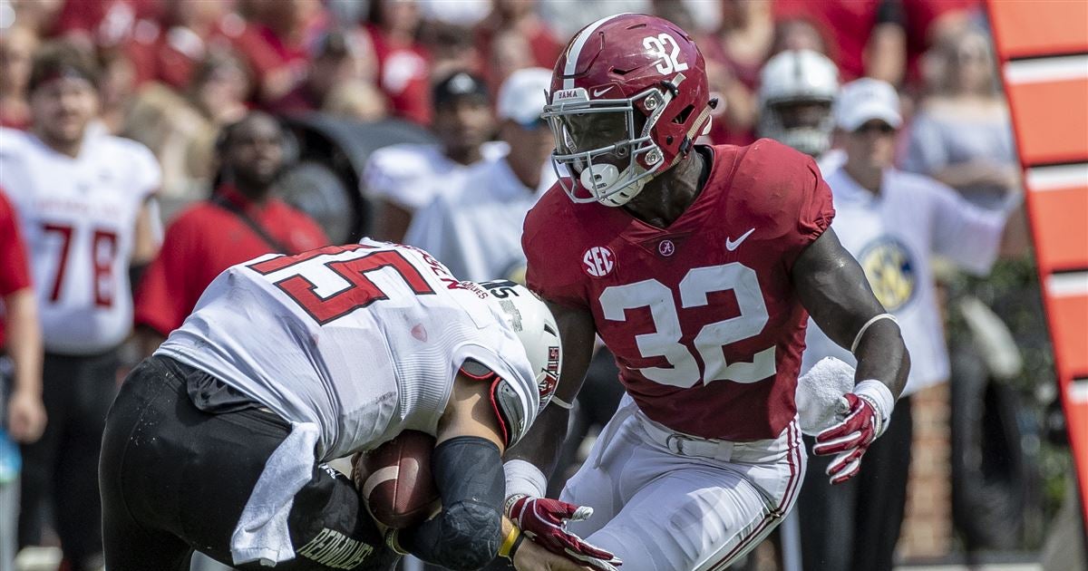 Alabama's Dylan Moses named a finalist for the Butkus Award