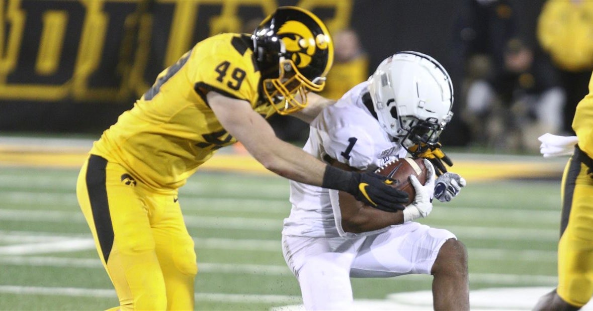 Iowa's Nick Niemann working mainly at weakside linebacker