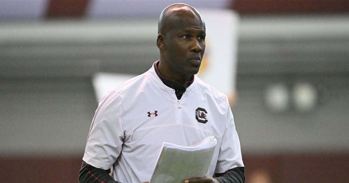 South Carolina Board approves Deion Barnes, new deal for Torrian Gray