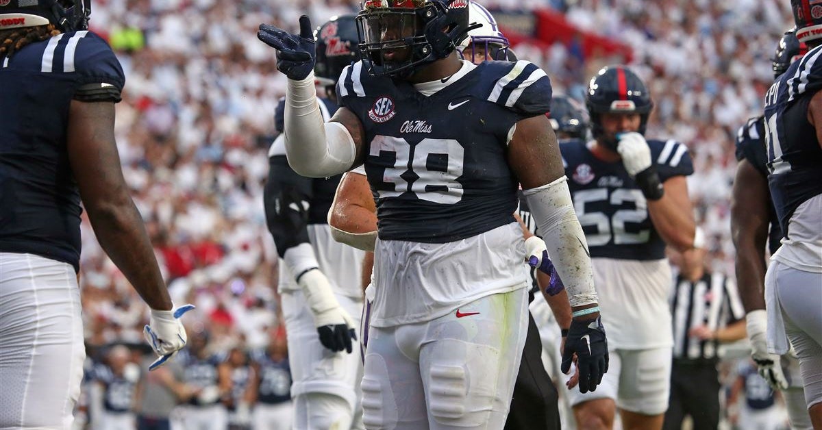 JJ Pegues named on AFCA Good Works Team, candidate for Wuerffel Trophy