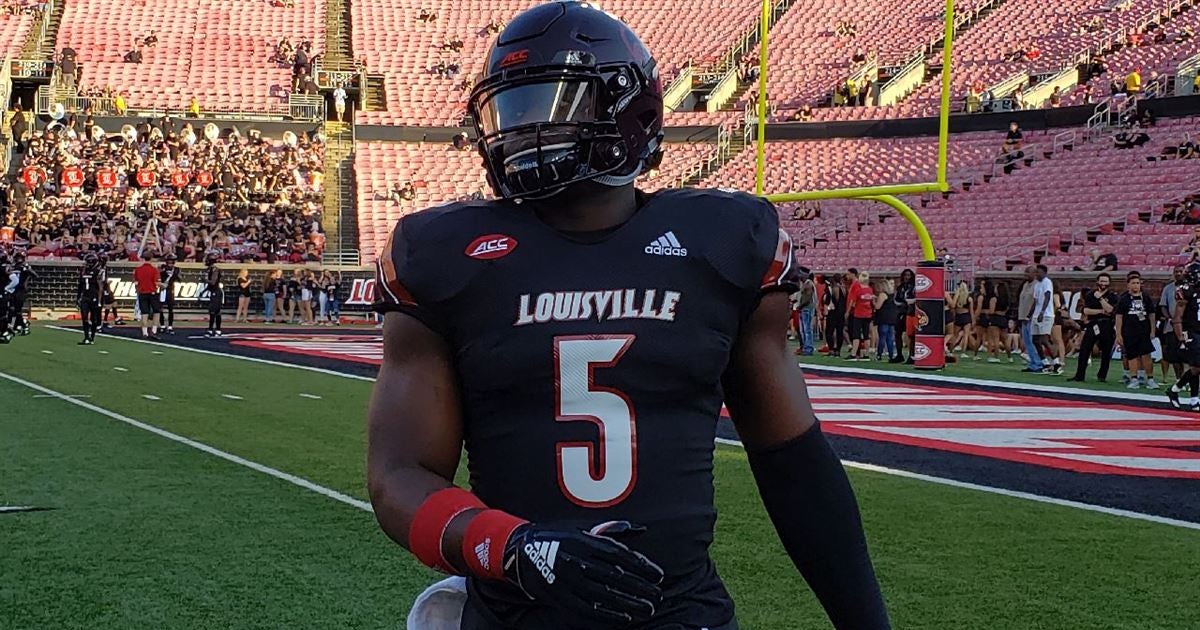 Louisville LB Robert Hicks is in the transfer portal