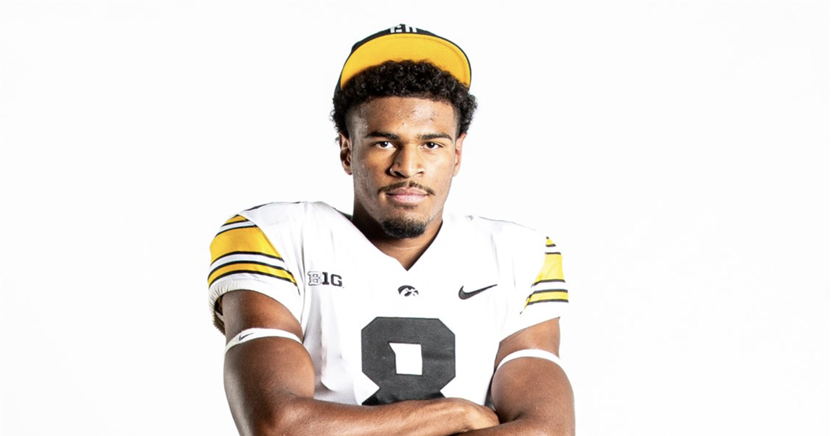 VIP: Iowa's LeVar Woods visits the school of a top 2023 target