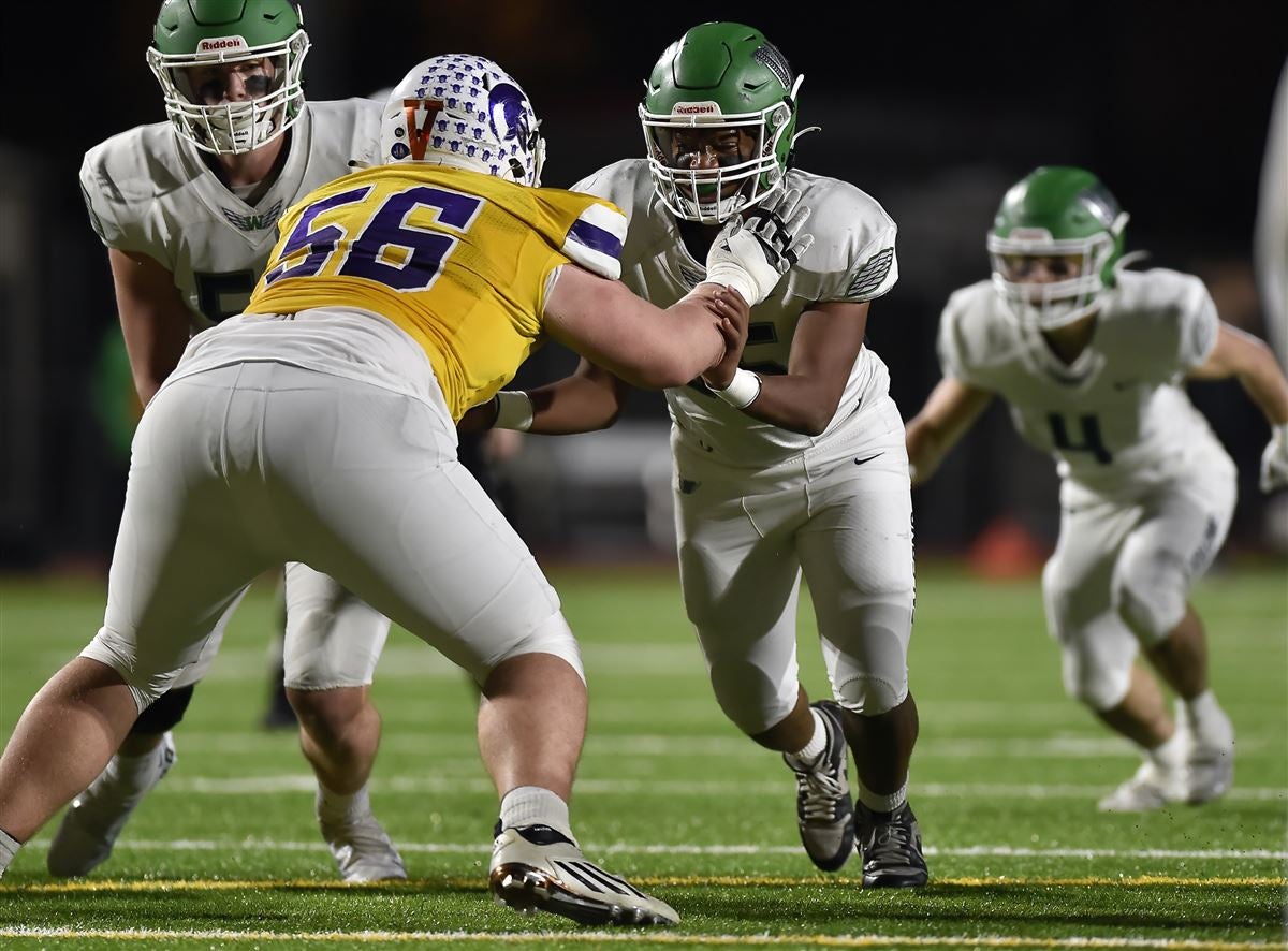 PHOTO GALLERY: Sumner Blanks Woodinville, Advance To Quarterfinals