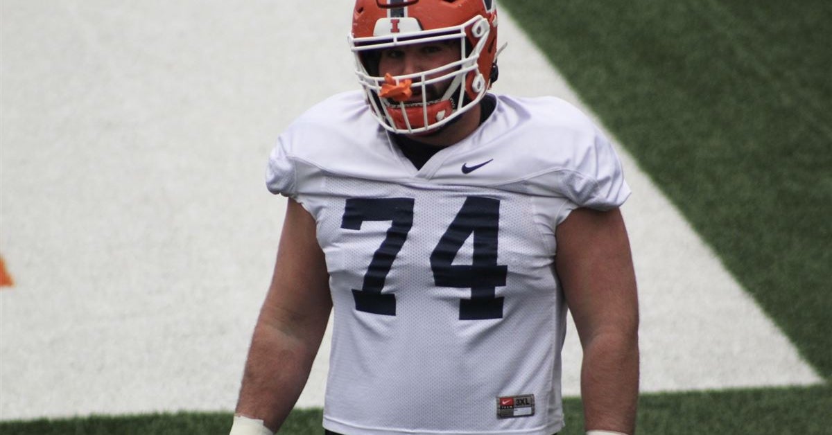 Illini DL Dylan Davis enters transfer portal