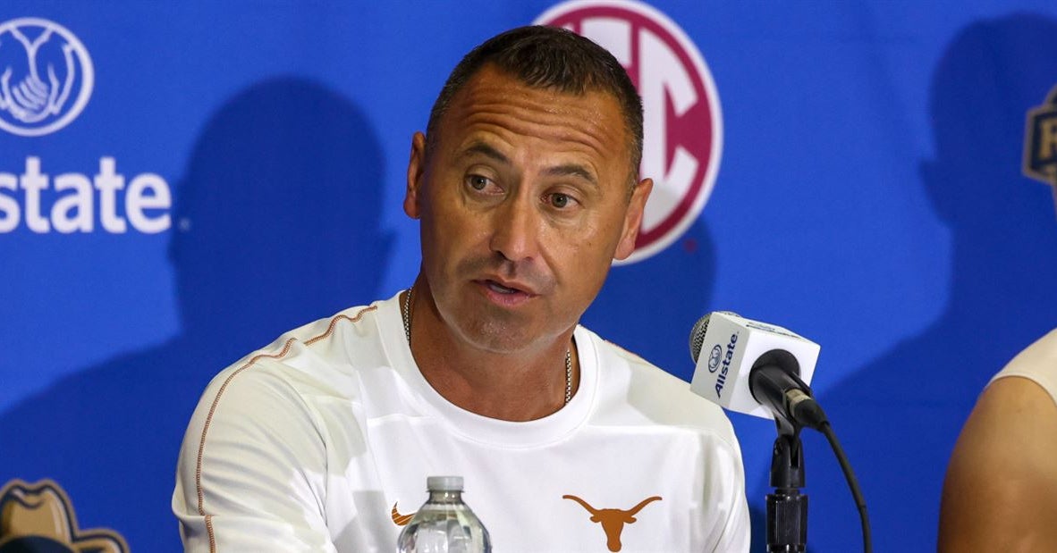 Four Downs: Texas Softball's 'Texas Fight,' college athlete employees ...