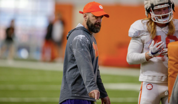 What Kyle Richardson said about Clemson's passing game and tight ends