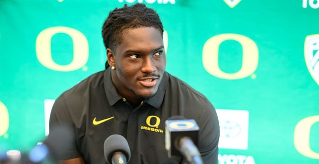 Jamal Hill provides origins of Oregon's 'Big Play Scepter'