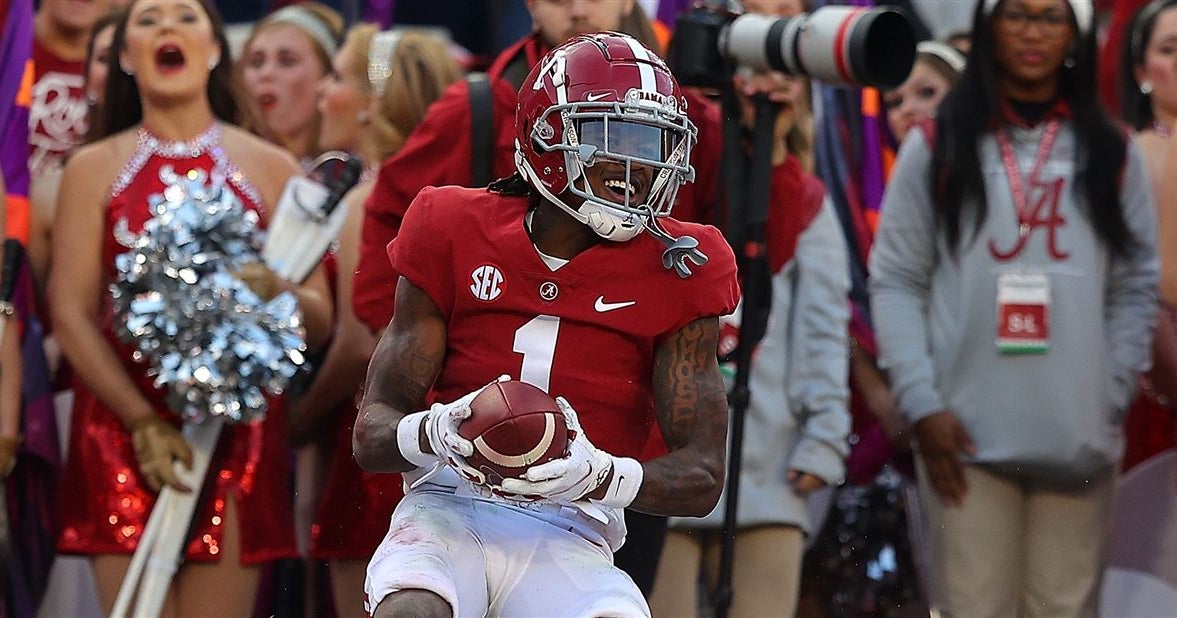 Alabama WR Jameson Williams makes history with long TD reception vs ...