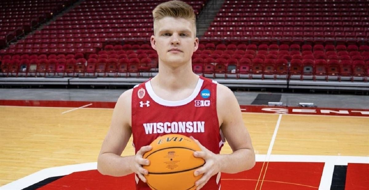 Braeden Moore "loved" his Wisconsin official visit