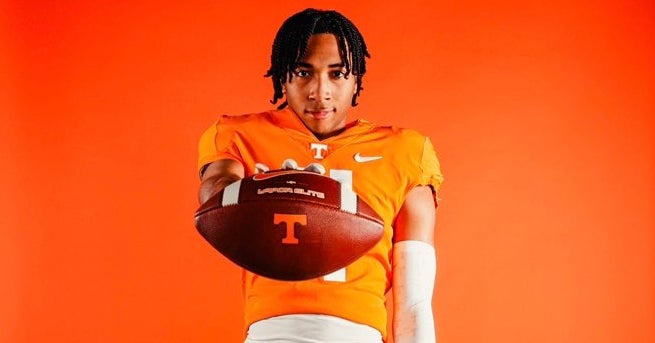 In-state WR Dodson commits to Vols, says picking Tennessee 'surreal'