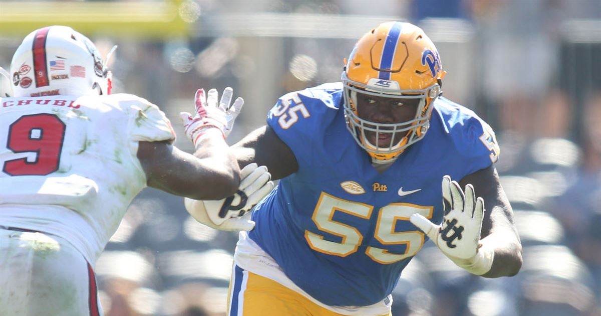 Pitt's Jaryd Jones-Smith Meets with the Houston Texans