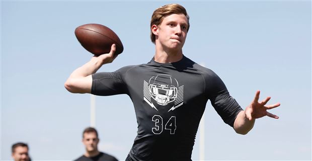 Two Cal targets commit elsewhere