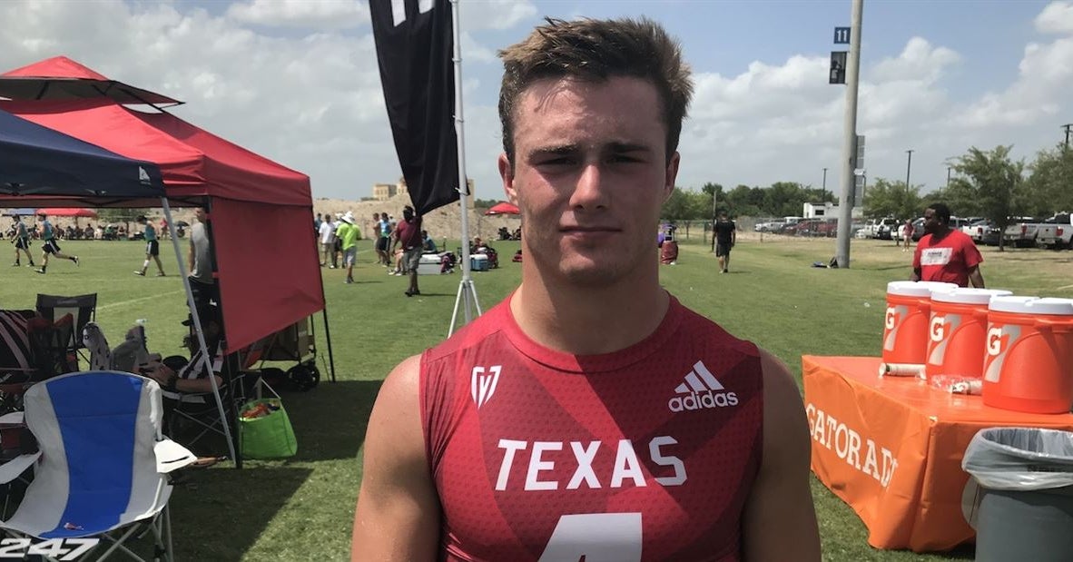 Texas running back T.J. McDaniel down to two schools