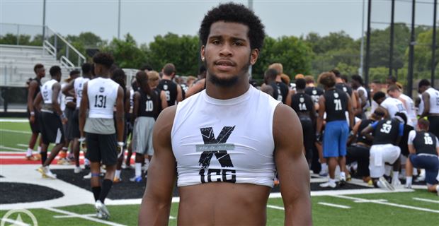 Fla.'s No. 10 Safety Dishes out a Leader