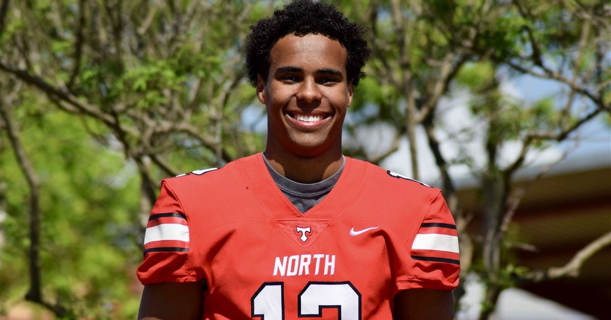Collins extends offer to 2027 Georgia DB Kelvin Millington