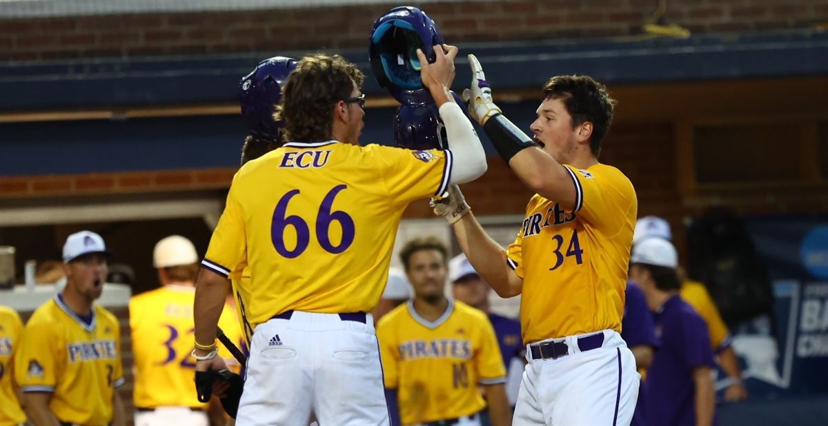 ECU rolls past Oklahoma in regional opener, 14-5