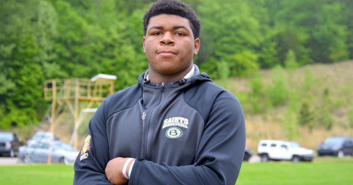 Top50 OL Omari Thomas showing interest in Alabama