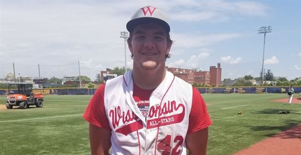 Wisconsin tight end Hunter Luepke commits to North Dakota State