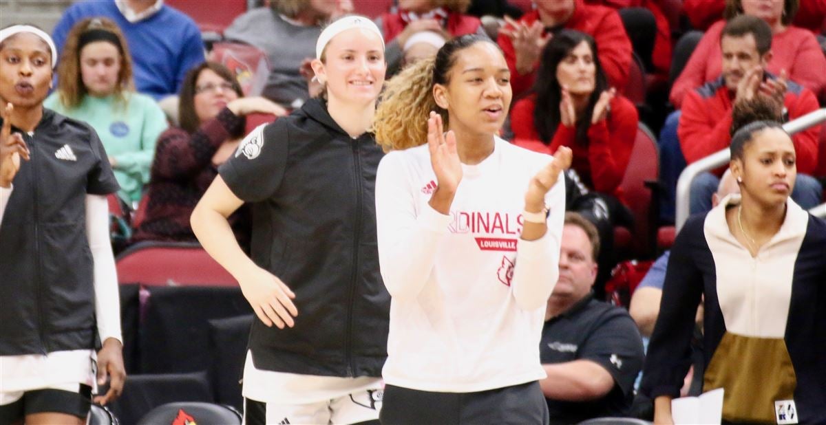 Kianna Smith brings versatility to Louisville's backcourt