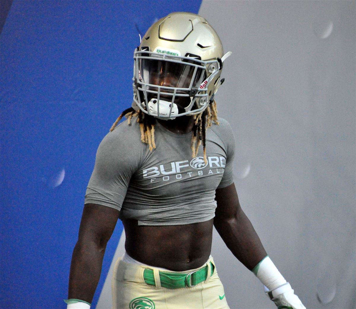 Derrian Brown Profile Photos