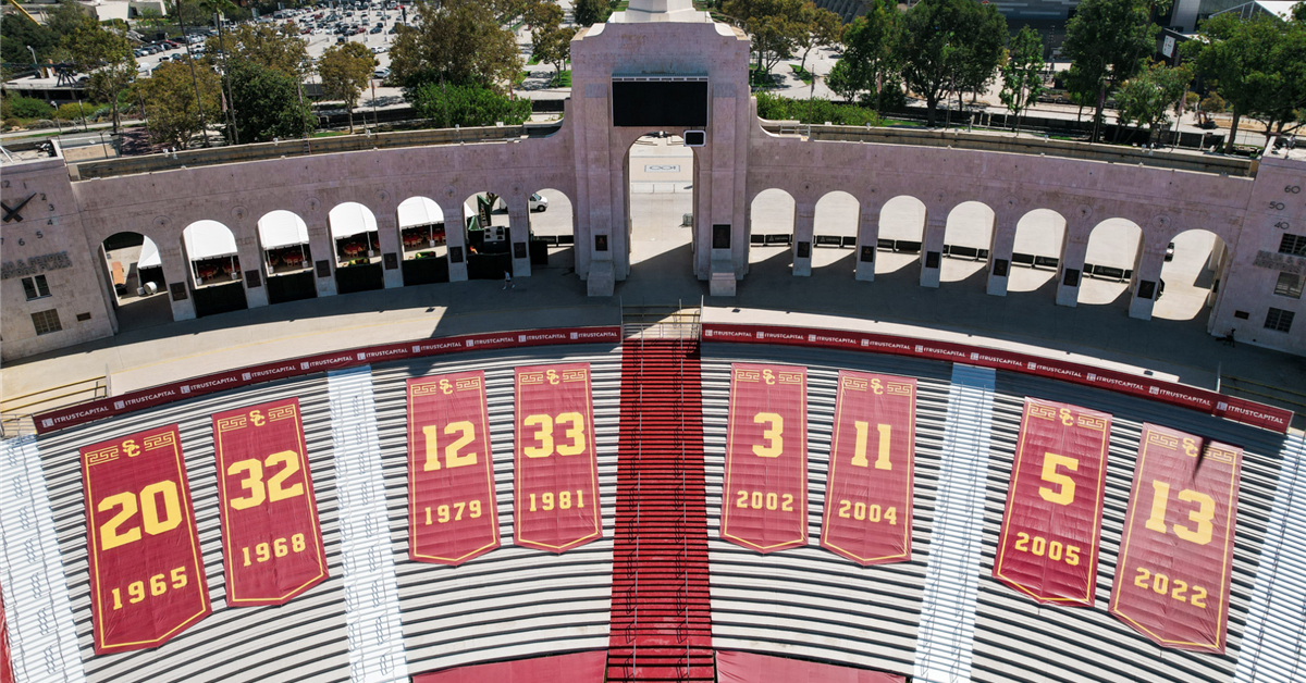 Reggie Bush, Caleb Williams' numbers added to Coliseum's banners of ...