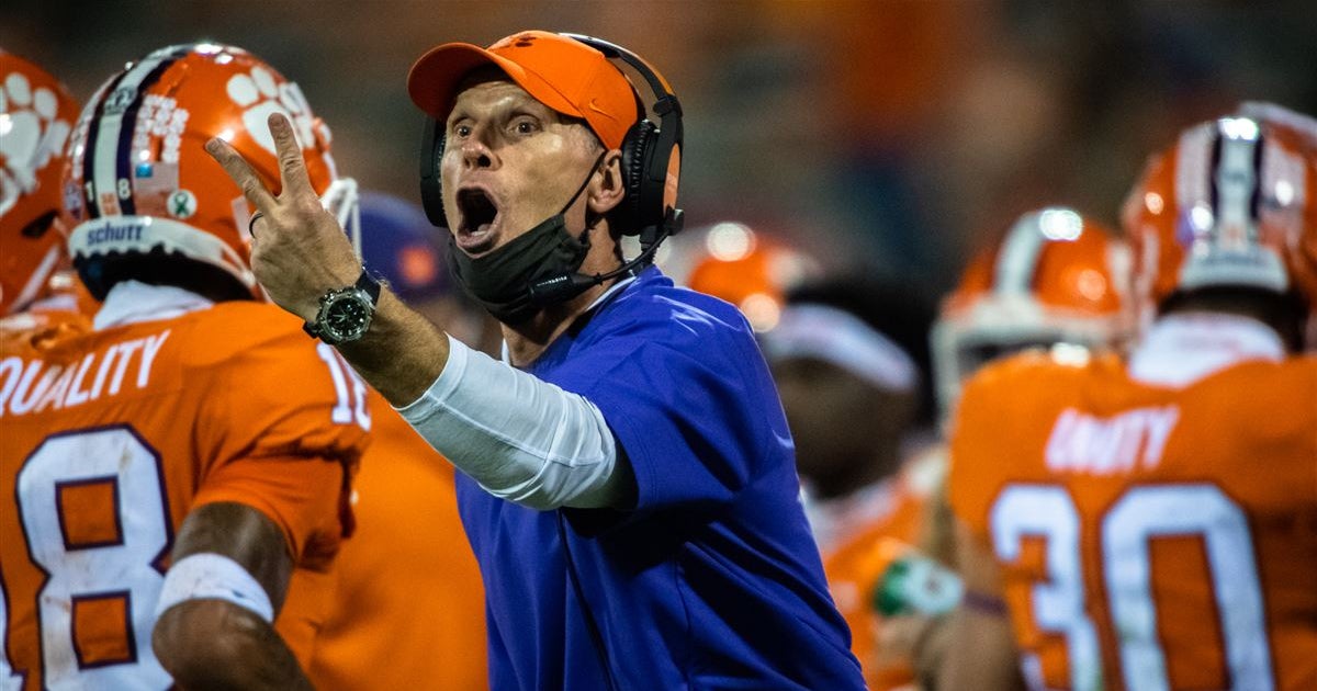 Clemson defensive coordinator Brent Venables previews Miami Clemson defensive coordinator Brent Venables previews Miami