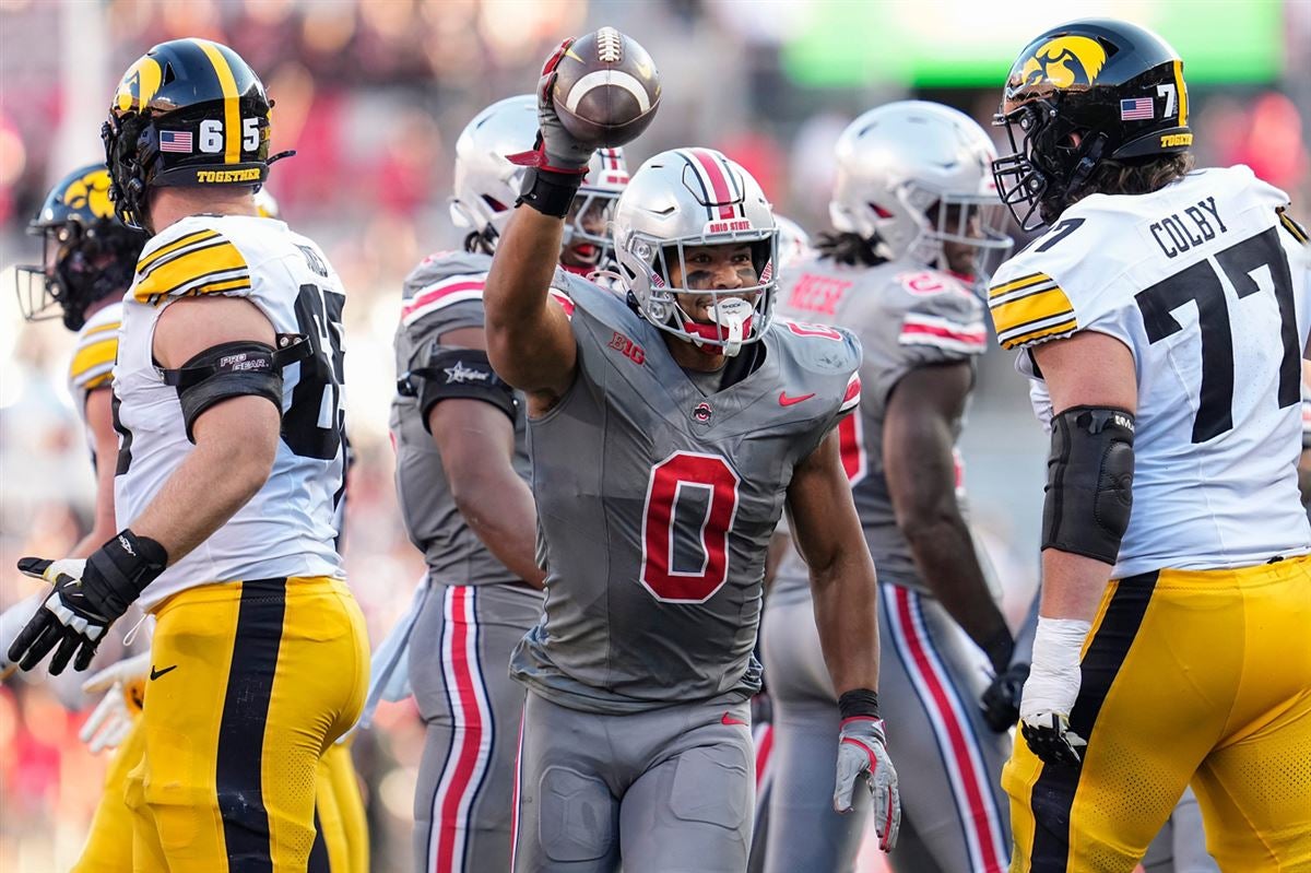 Sights and Sounds: Buckeyes use third-quarter barrage to bury Iowa 35-7