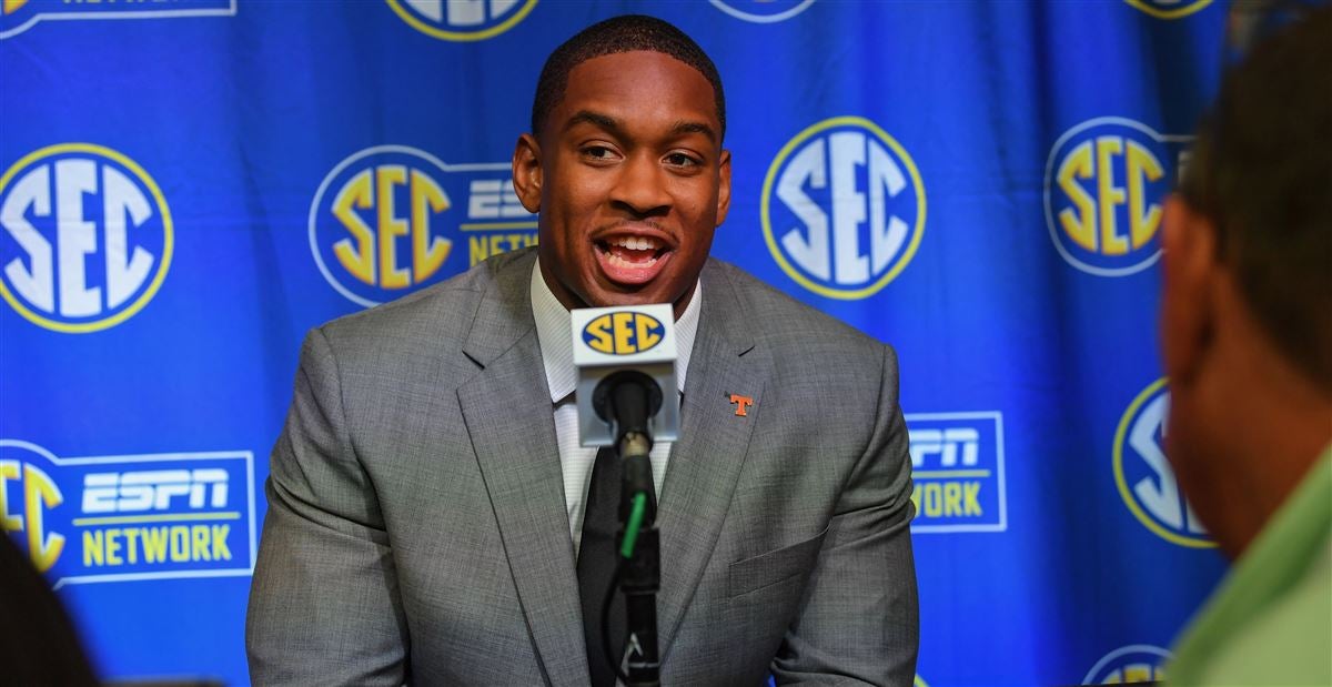 'Being myself': Kyle Phillips becoming 'good leader' for Vols