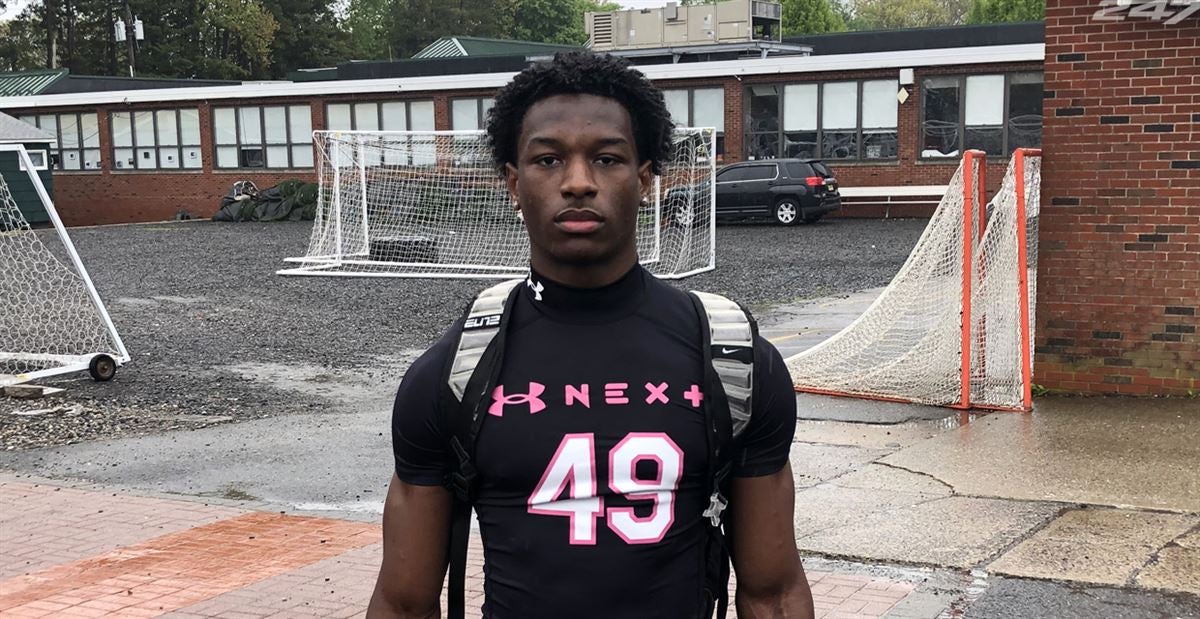 Athletic LB Elijah Newby readying to line up official visits