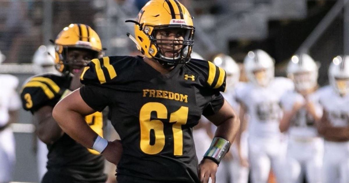 OL Braelin Moore breaks down Virginia Tech commitment