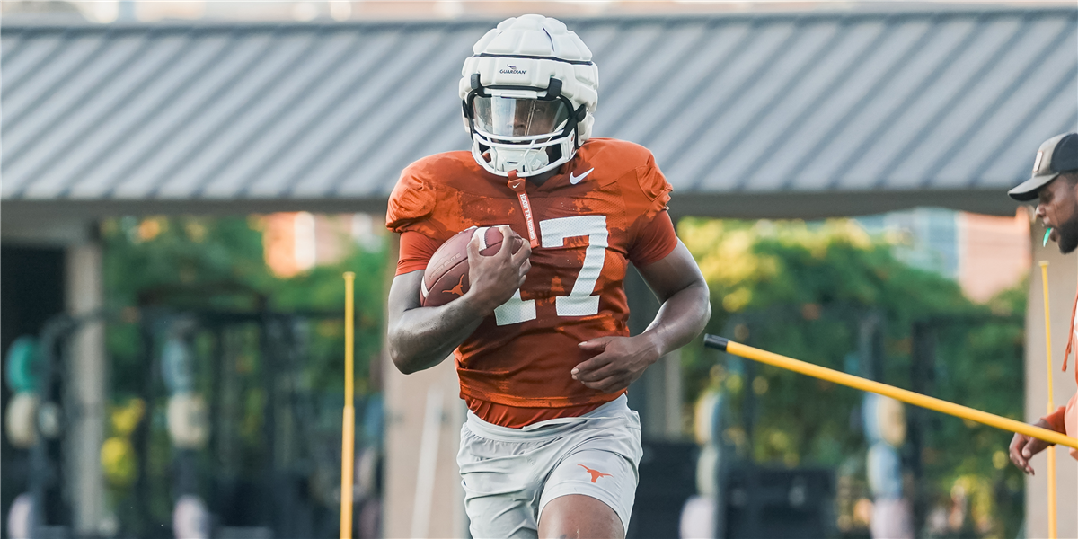 What can “Red” do for you – 3 Deebo-inspired ways Texas can utilize the ...