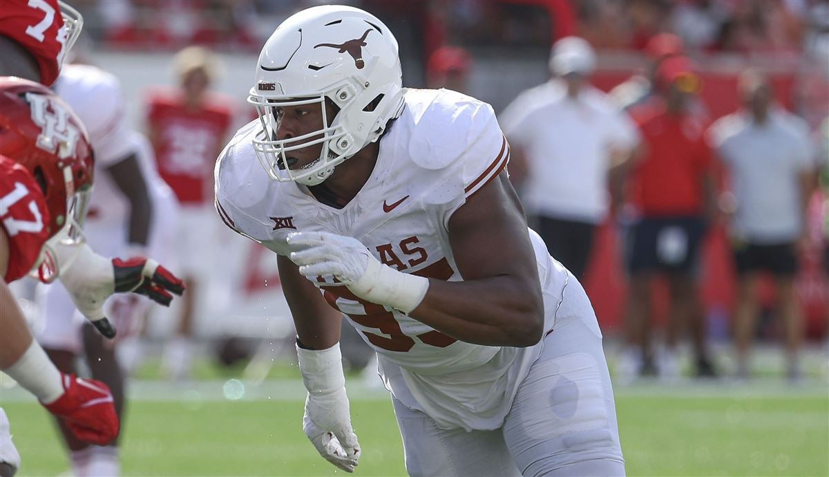 Texas DL Alfred Collins confirms return to the Longhorns for the 2024 ...