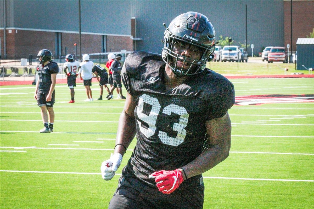 Updated scouting report on 4-star defensive lineman Jordan Renaud