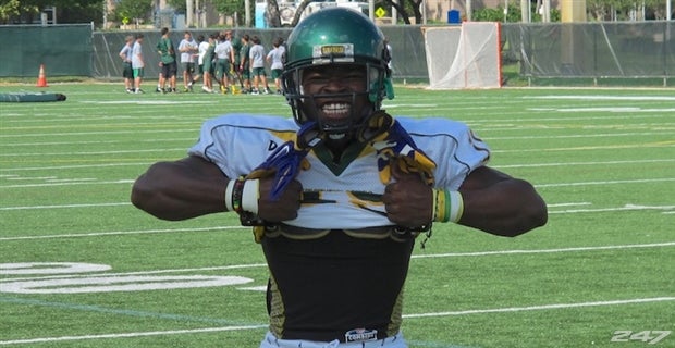 2016 WR Sam Bruce puts on a show with college coaches looking on