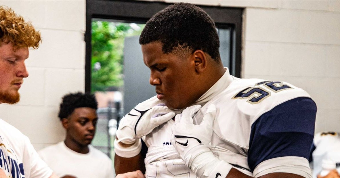 'Hard decision' between Georgia Tech and South Carolina for three-star ...