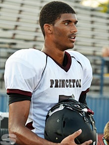 Jakari Dillard Photos