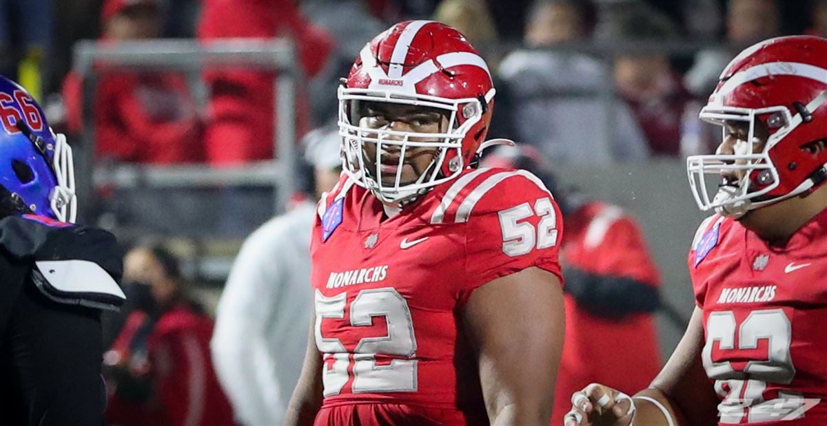 Four-Star '26 DL-OL Tomuhini Topui set for weekend visit to Georgia