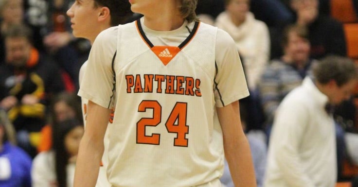 Getting to know rising 2026 Wing Vaughn Karvala from Oregon Wisconsin ...