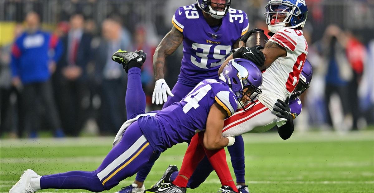 Former Cal DB Cam Bynum makes seven tackles in NFL Playoff debut