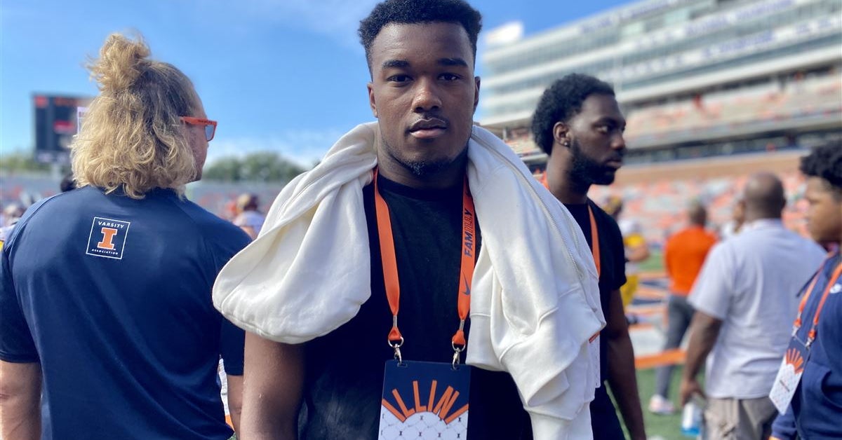 Four-star 2026 St. Louis LB Keenan Harris recaps Illini visit: 'I love ...