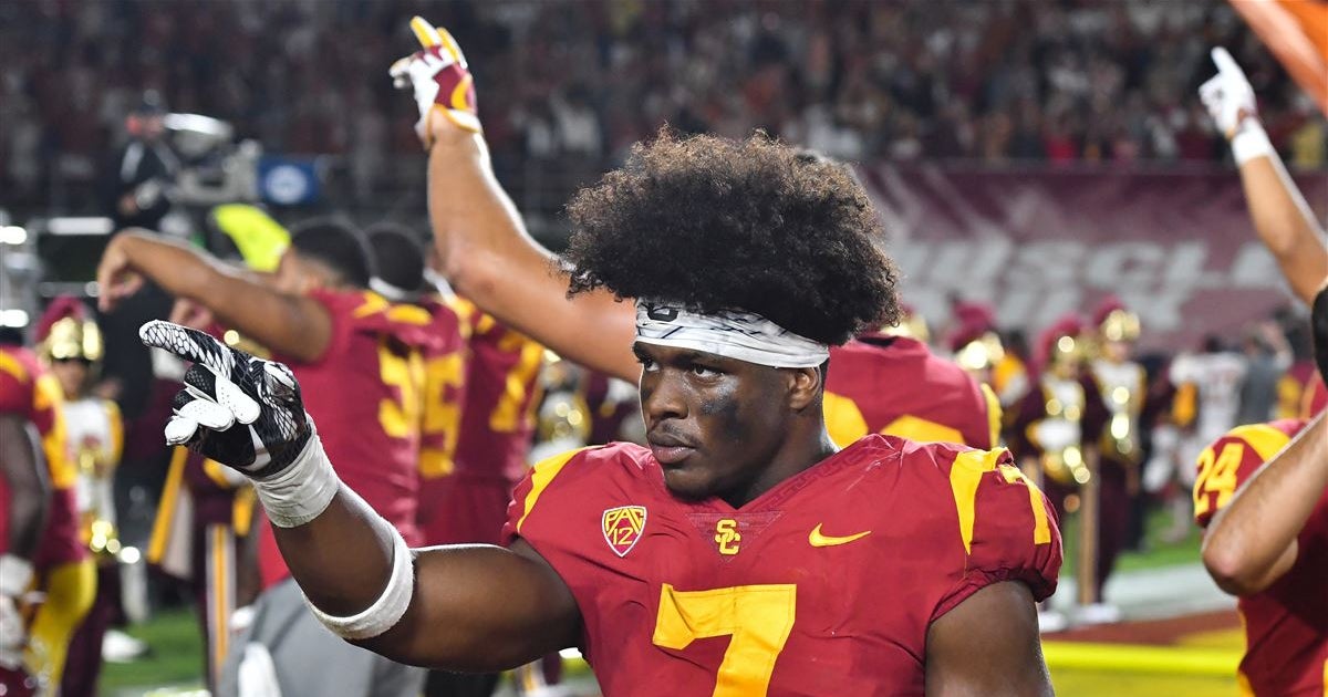 USC's Stephen Carr looks like WR, reminds people of Reggie Bush