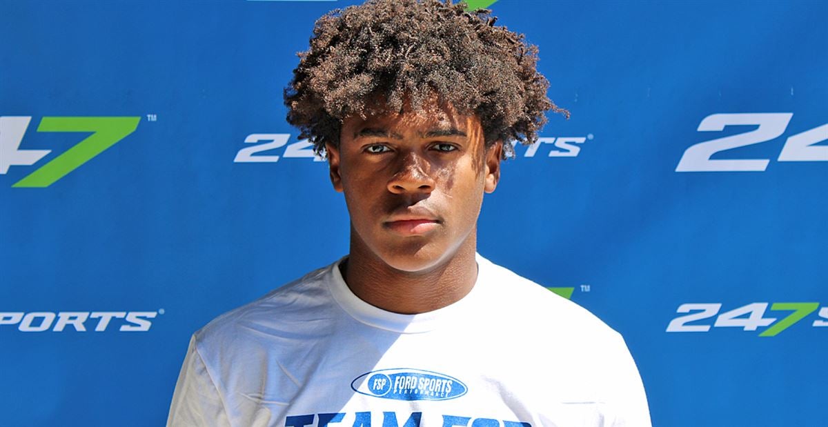 2026 WR Asa Thompson a playmaker with several offers