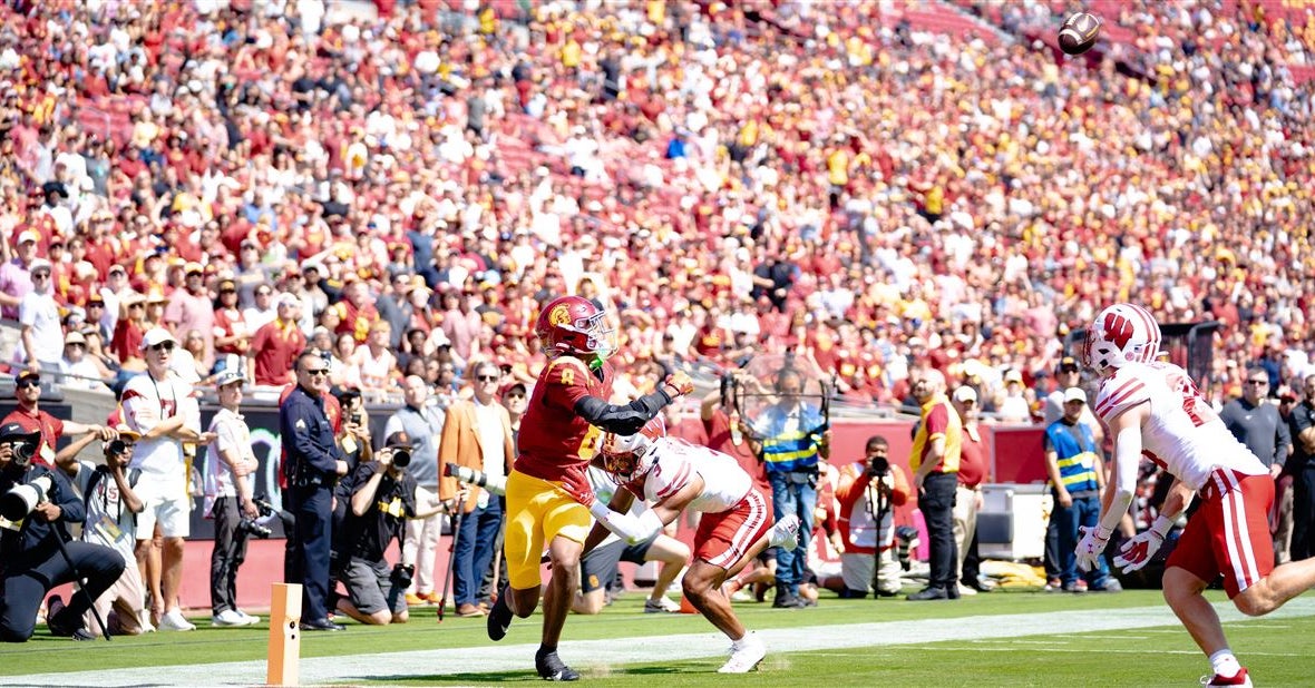 Deep Dive: A look at USC's offense by the numbers against Wisconsin Badgers