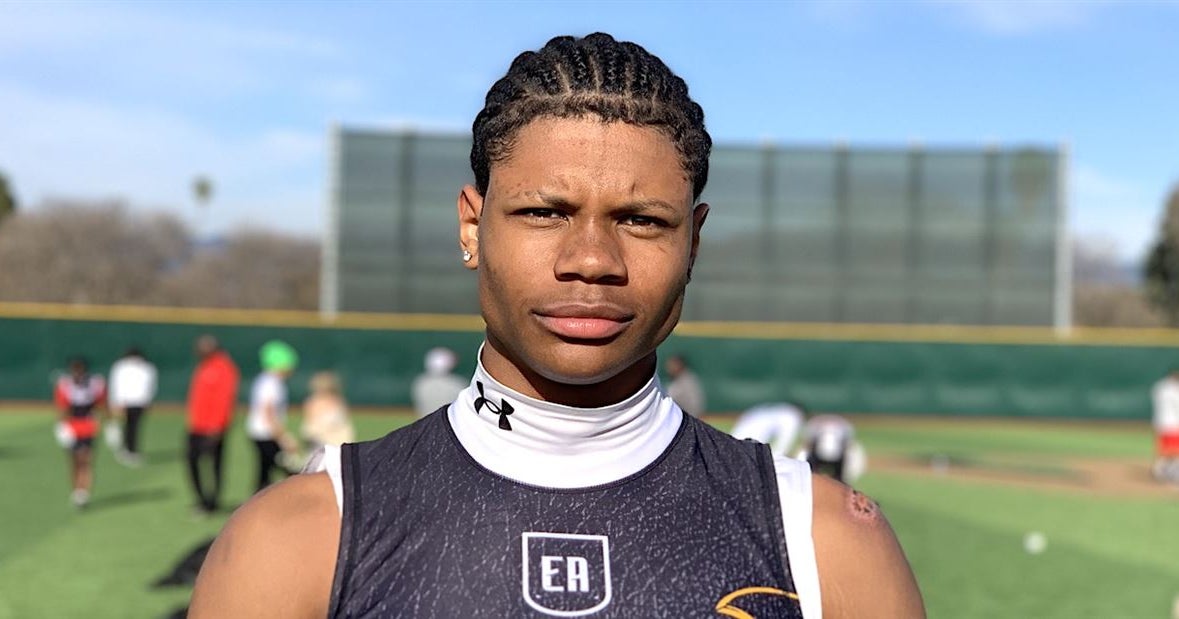 Cali WR Kwazi Gilmer set to visit Texas schools, as well as Notre Dame ...