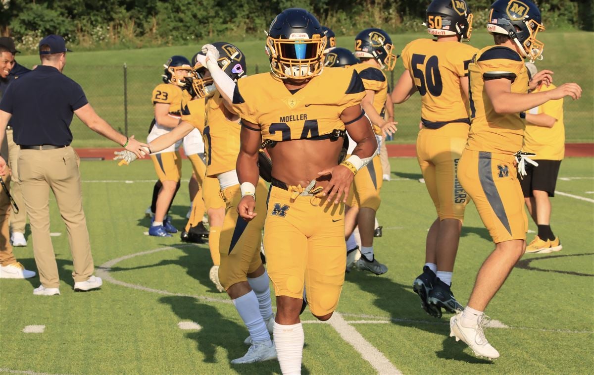 Michigan offensive commits dominate in week one
