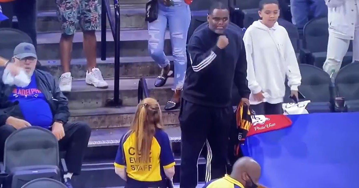 Trae Young gives dad his jersey after Game 7 win on Father’s Day