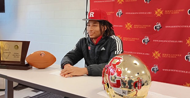 Kaj Sanders signing a highlight for Rutgers 2024 recruiting class