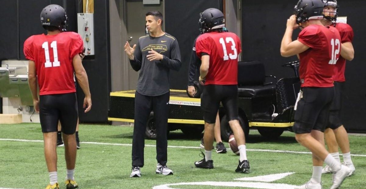 Louisville names Frank Ponce as quarterbacks coach